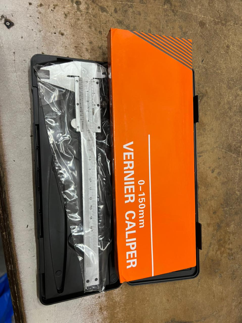 non digital vernier caliper range 0-150mm, same as shown in picture ...