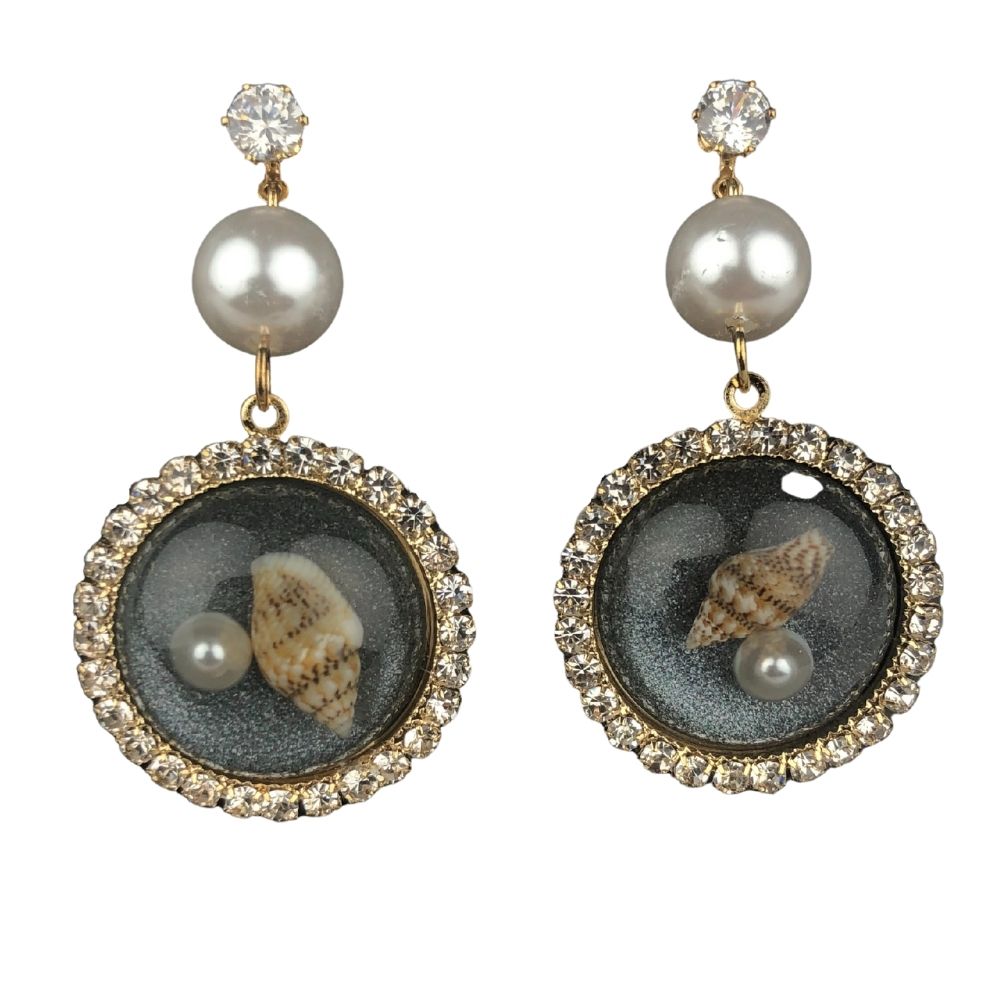 Luxury Style Dark Gray Shellfish Drop Earring | Daraz.pk