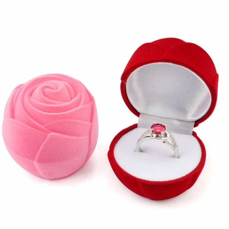 Velvet Flower Ring Box | Daraz.pk