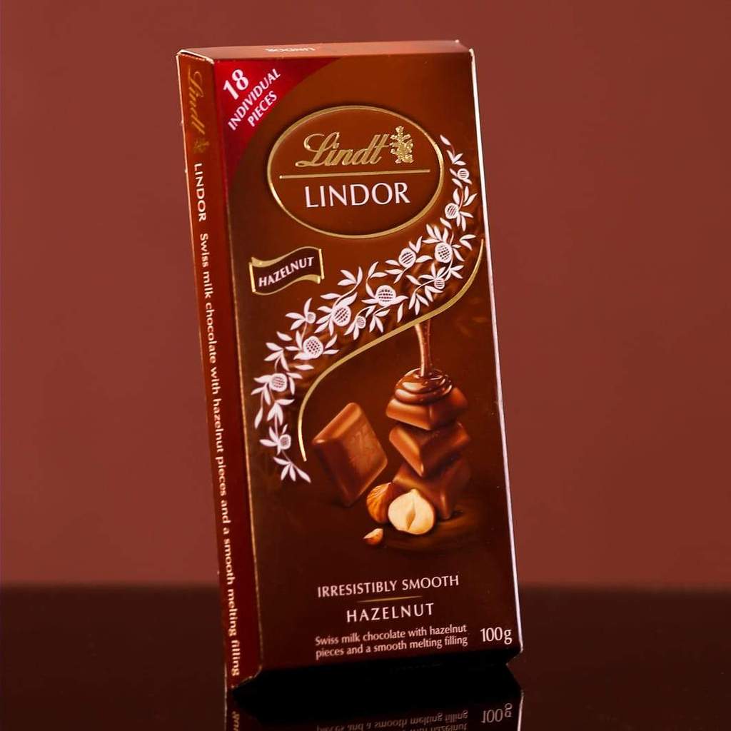 LINDT LINDOR CHOCOLATE HAZELNUT 100 GM | Daraz.pk