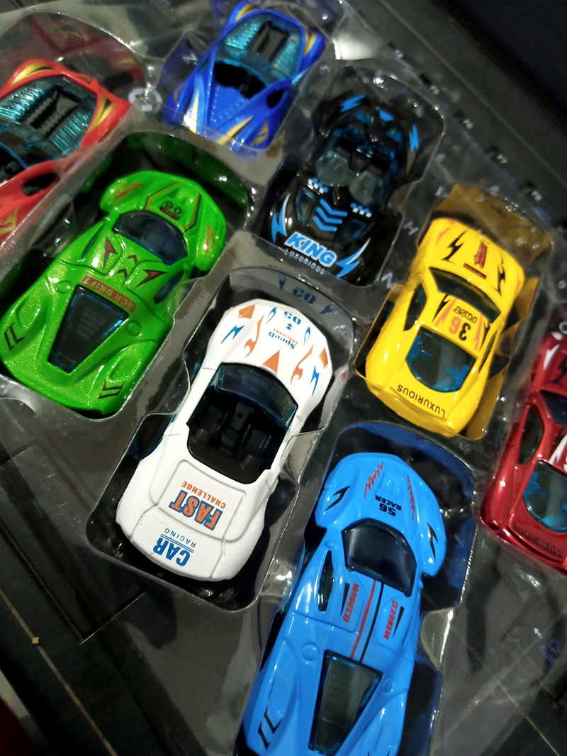 Diecast Speed Dinkey Car Set For Kids Pack of 8 Cars | Daraz.pk