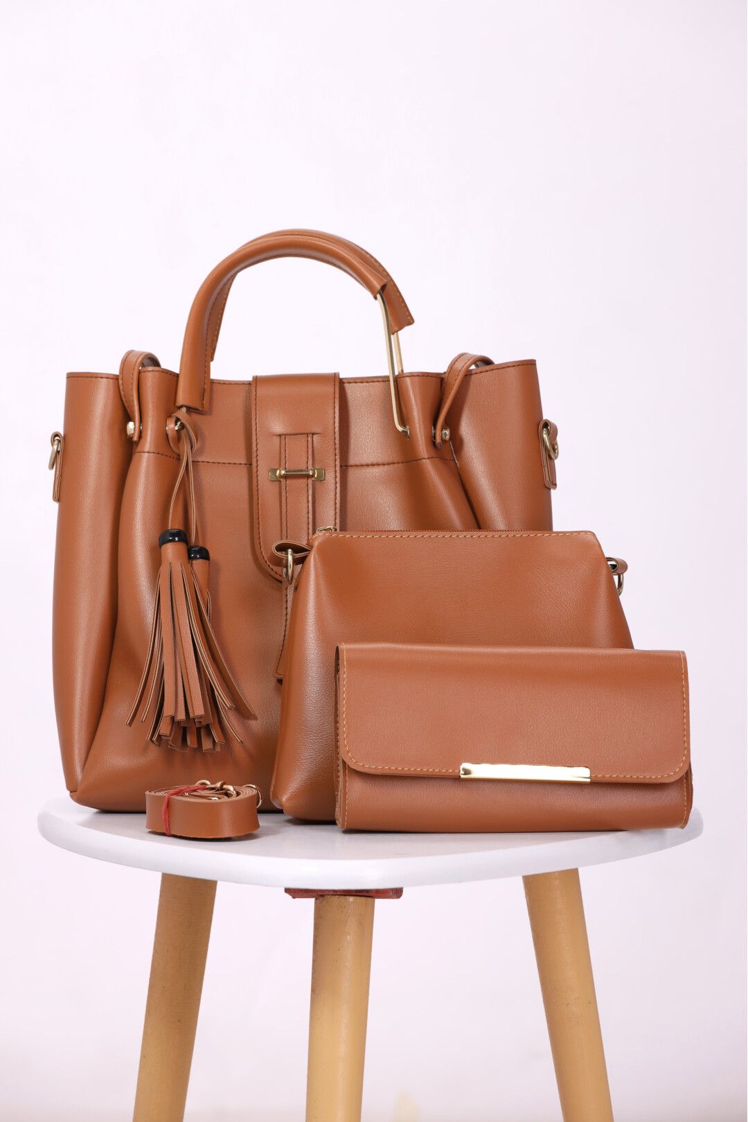 Versatile Collection of 3Pcs Stylish Ladies Handbags With Long Shoulders & Stylish Designs ...