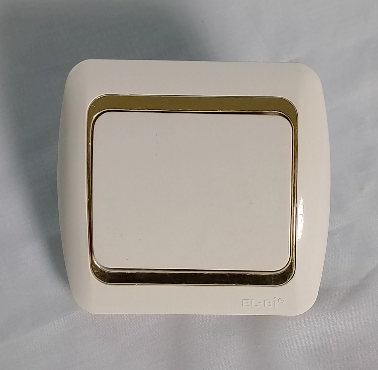 ELBi ZT Single Switch. Made in TURKEY. Multiple Metallic colours. Wood ...