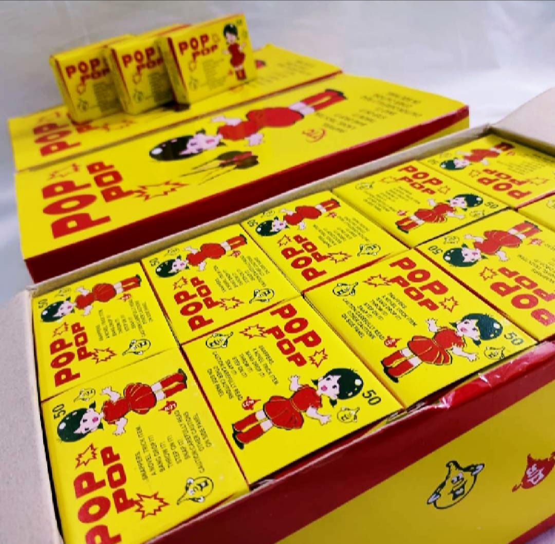 "POP POP Crackers for Boys - Pop Pop Snappers Crackers | Pop Crackers ...