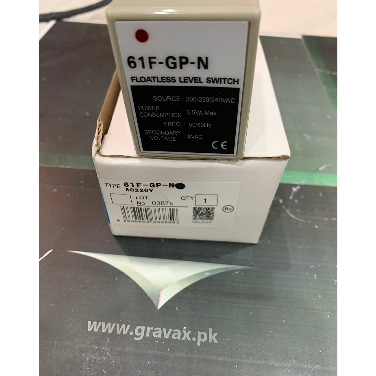 61F-GP-N AC220V level relay C61F-GP-N water level controller switch pump automatically switches ...