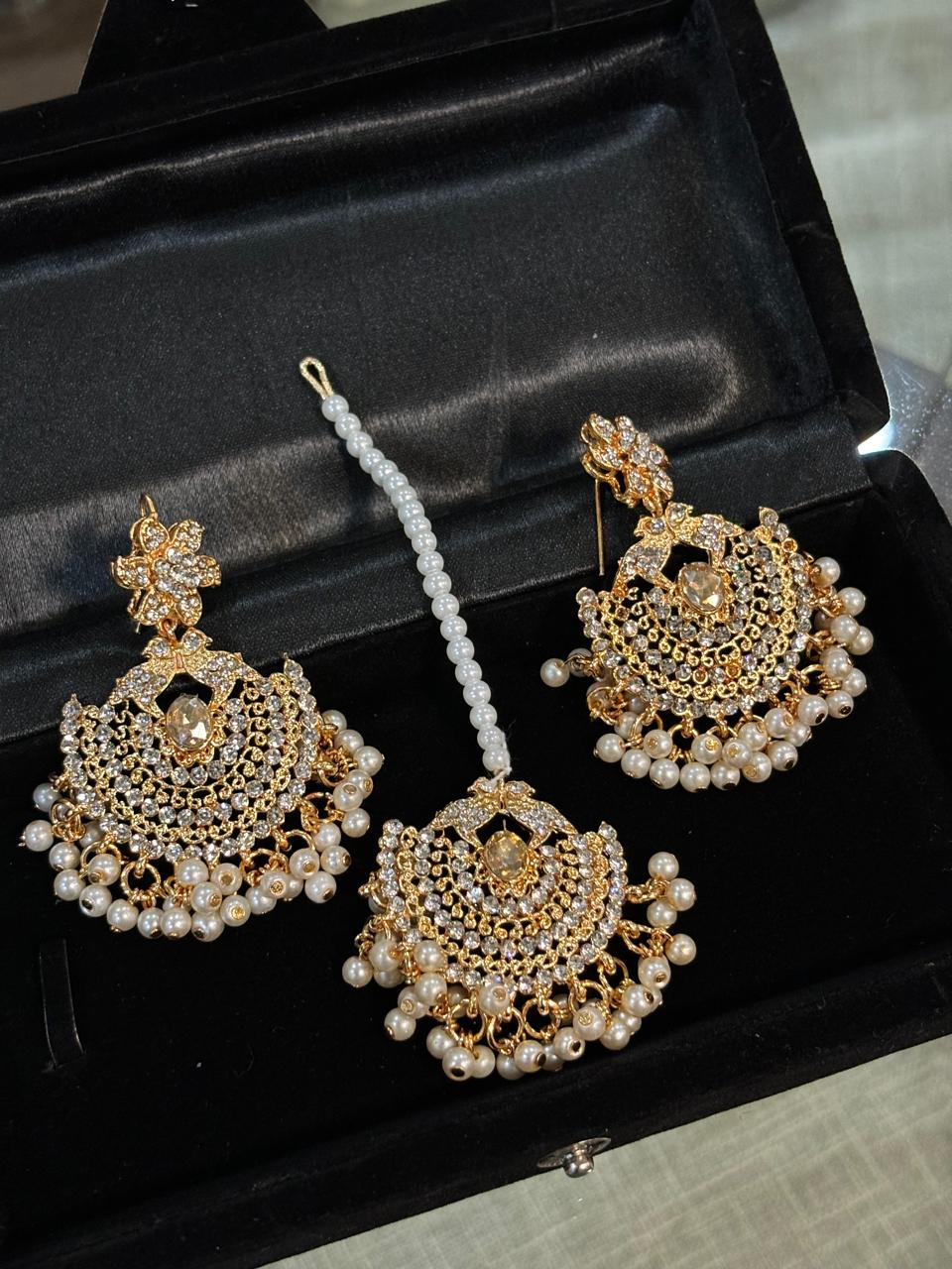 peacock style earrings with bindiya | formal wear | peacock style ...