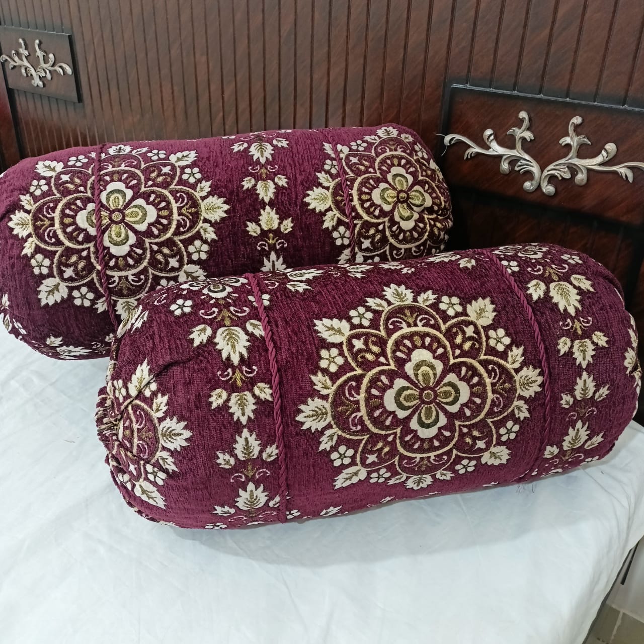 PREMIUM QUALITY VELVET JACQUARD BOLSTERS/ROUND PILLOW COVERS | Daraz.pk