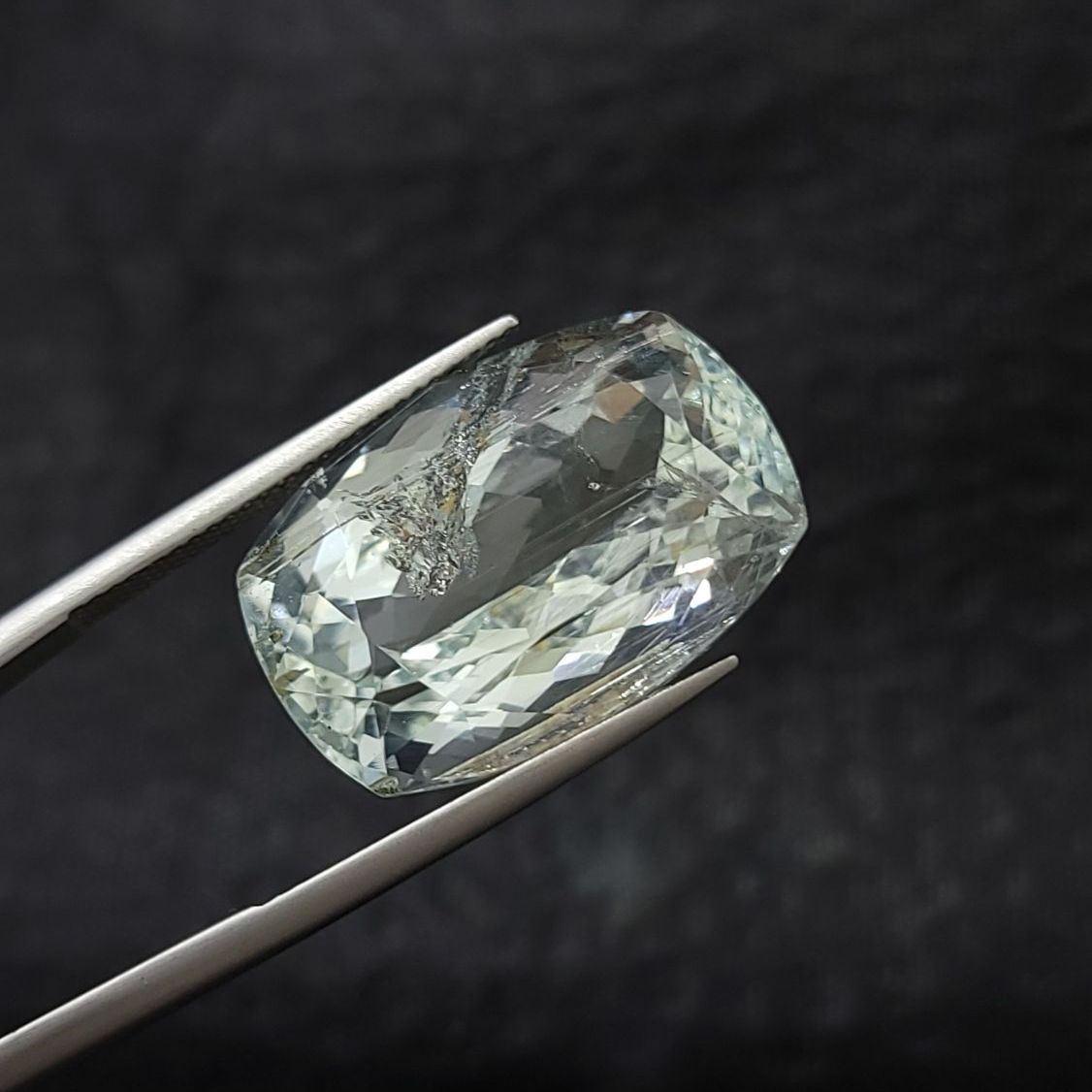 Natural Aquamarine - {Origin Pakistani "Shigar Valley"} - Weight 27.60 Carat | Daraz.pk
