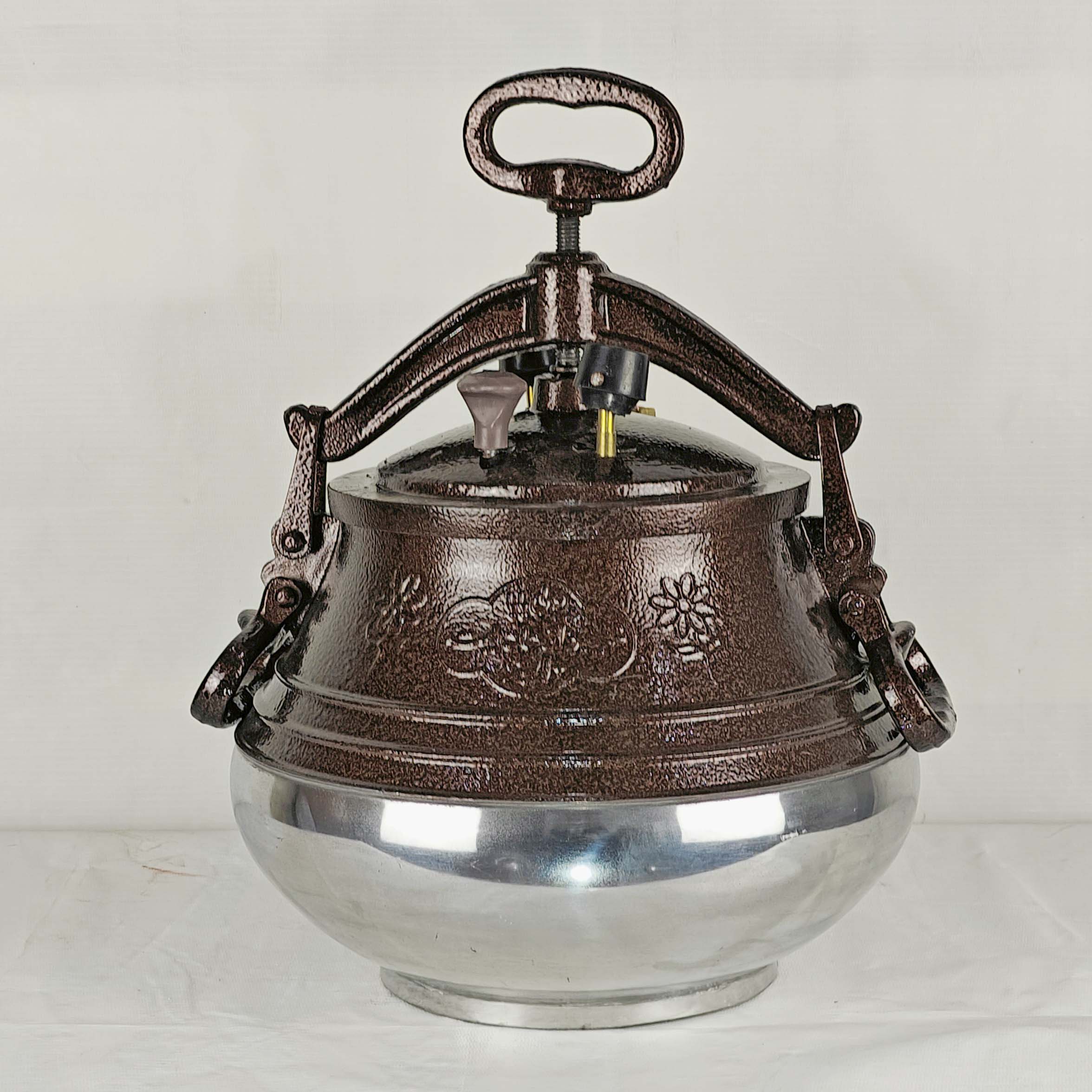 Afghani Messi Pressure Cooker Brown color with 3 Values one bypass ...