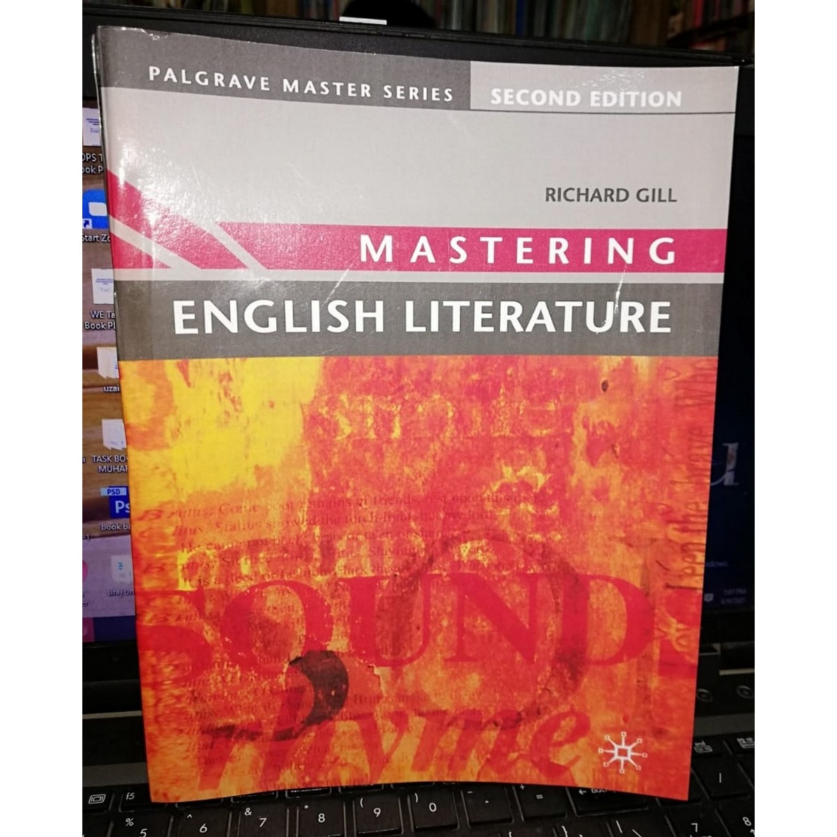 Mastering English Literature by Richard Gill | Daraz.pk