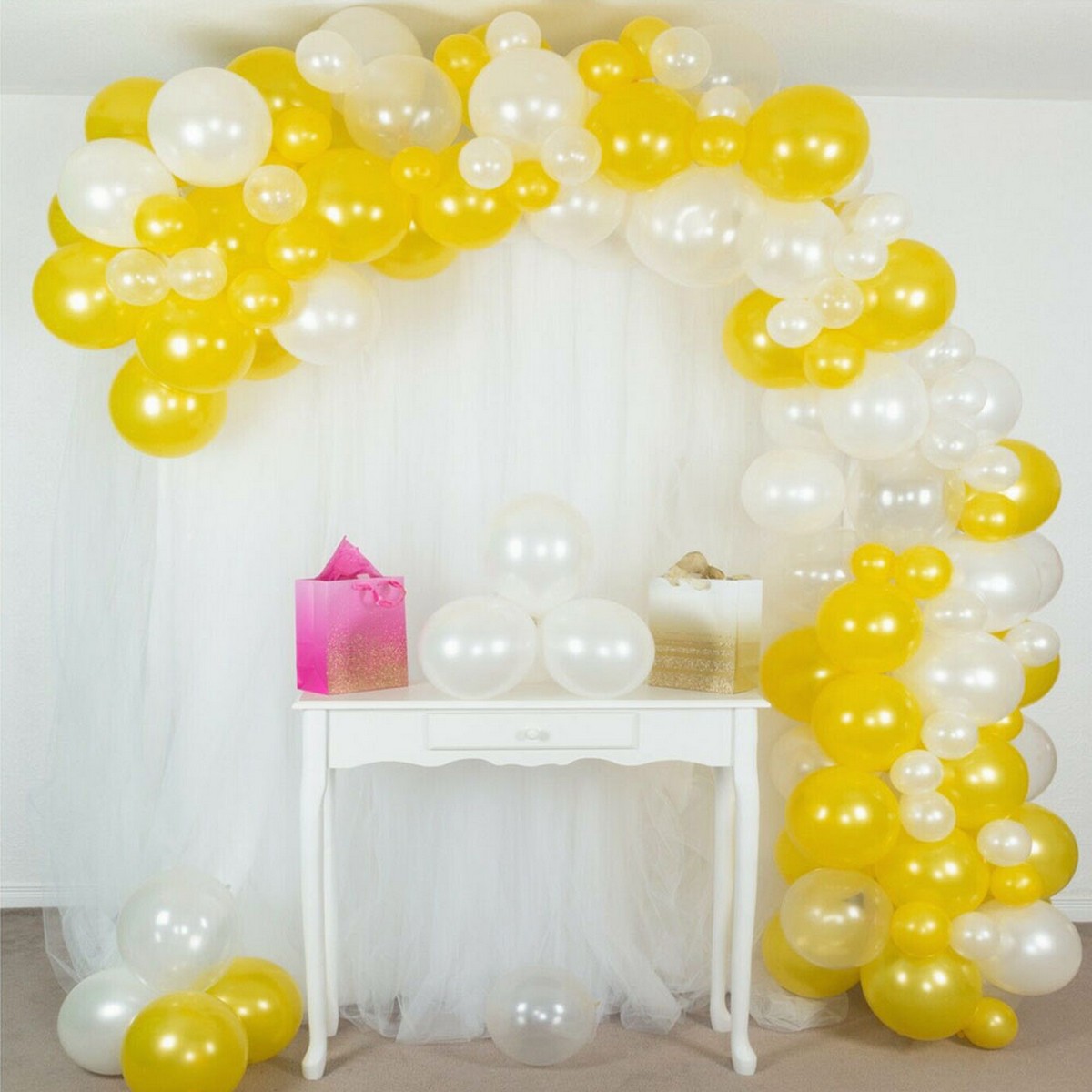 Pack of 50 ( 25 Yellow & 25 White ) Party Balloons 14 Inch High Quality ...