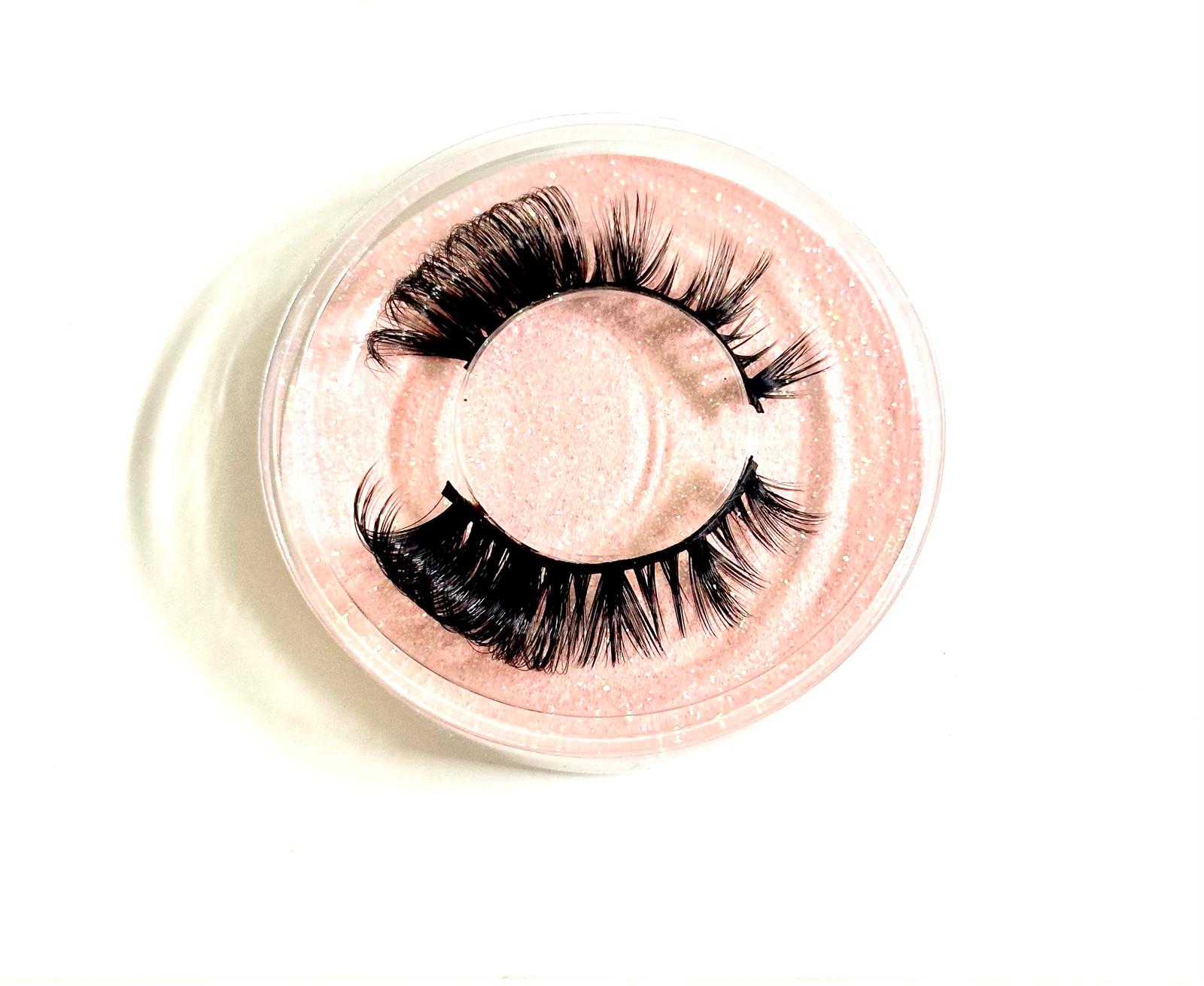 Latest Design Eye Lashes Available in different Variants & Thickness ...