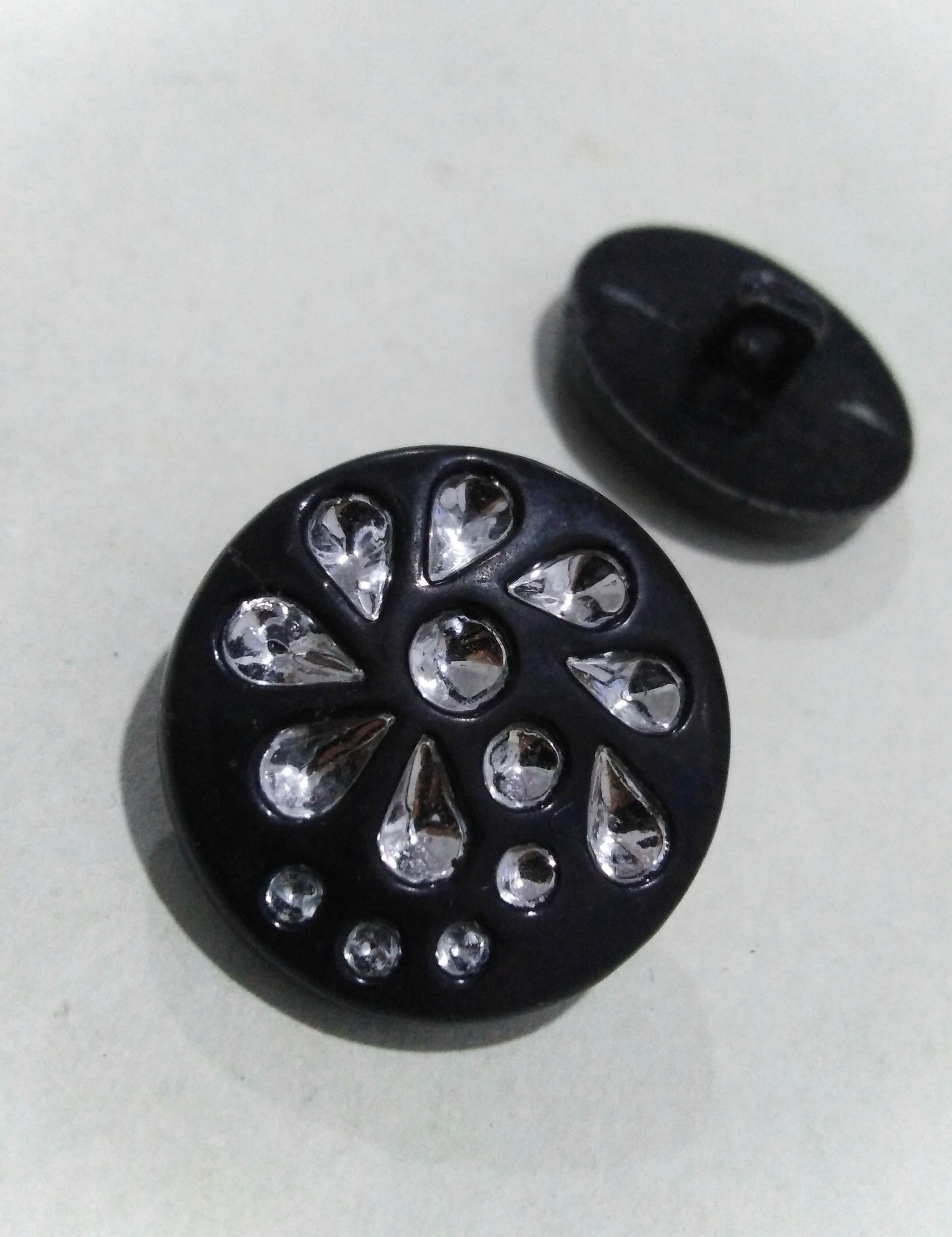 4-Pieces Fancy Attractive Black Color Shank Buttons | Fancy Buttons for ...