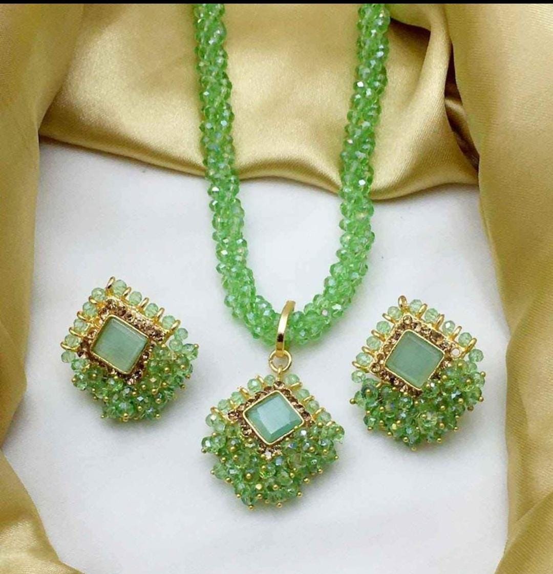necklace for ladies jewellery crystal Moti Mala locket set | Daraz.pk