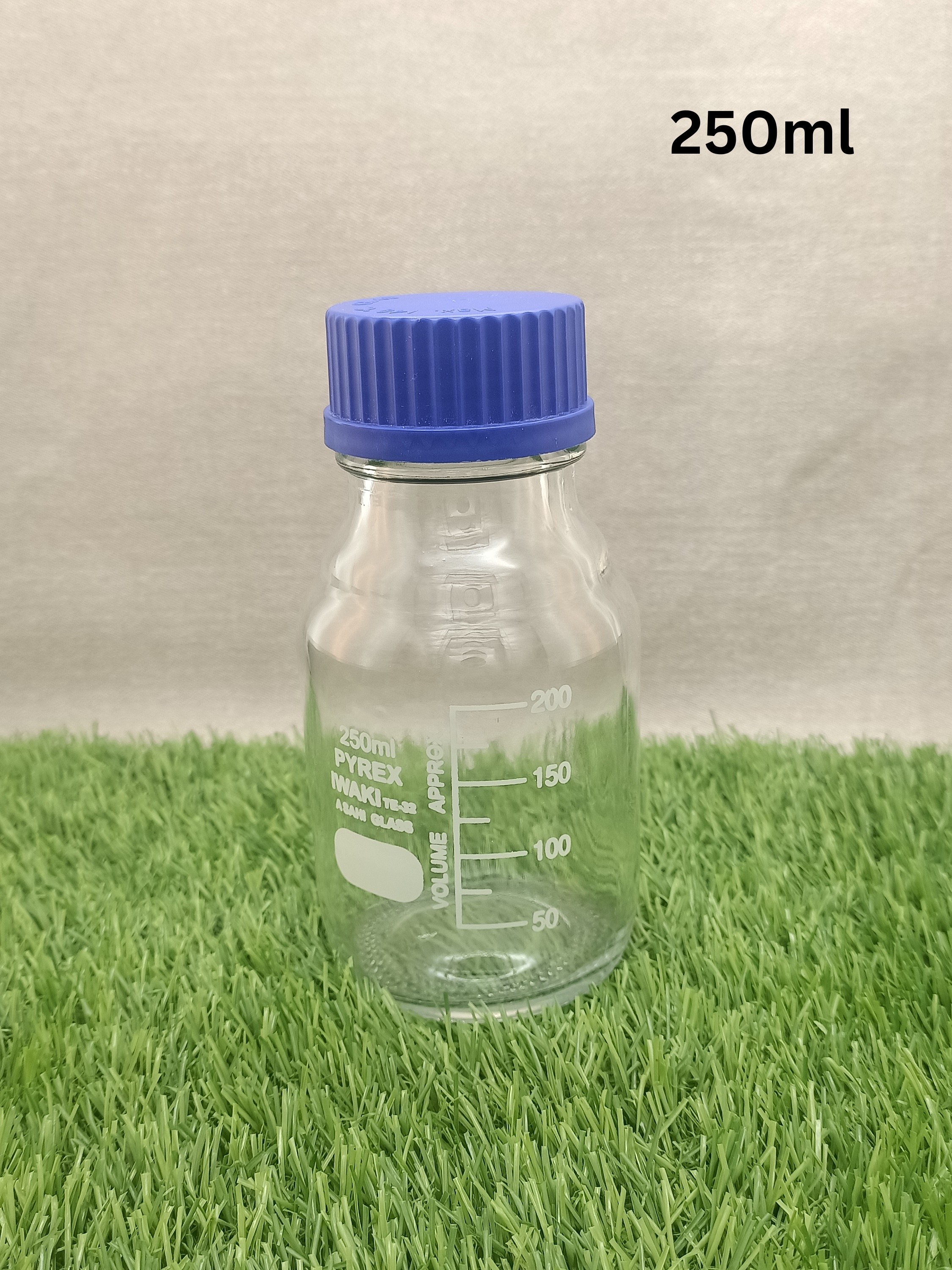 Reagent bottle Pyrex 250ml (media bottle), Sealed bottle, Glass ...