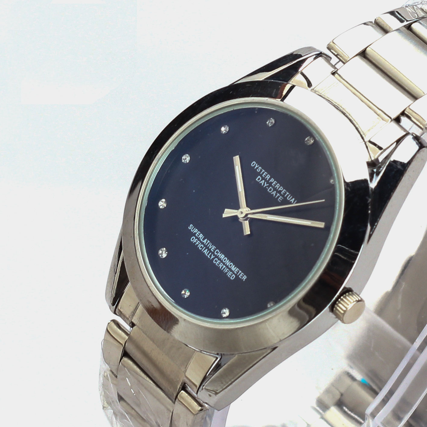 High Quality Imported Stylish Dial With Premium Chain Wrist Watch For ...