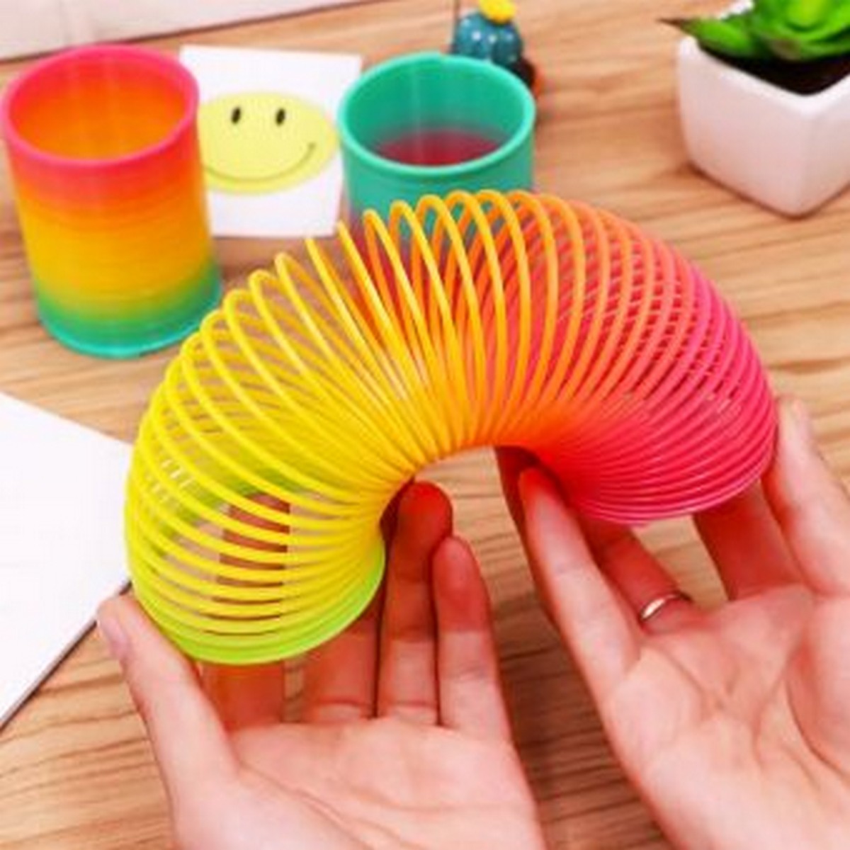 Magic Slinky Spring Toy, Stretchable Springs Bounce Fidget Toy For ...