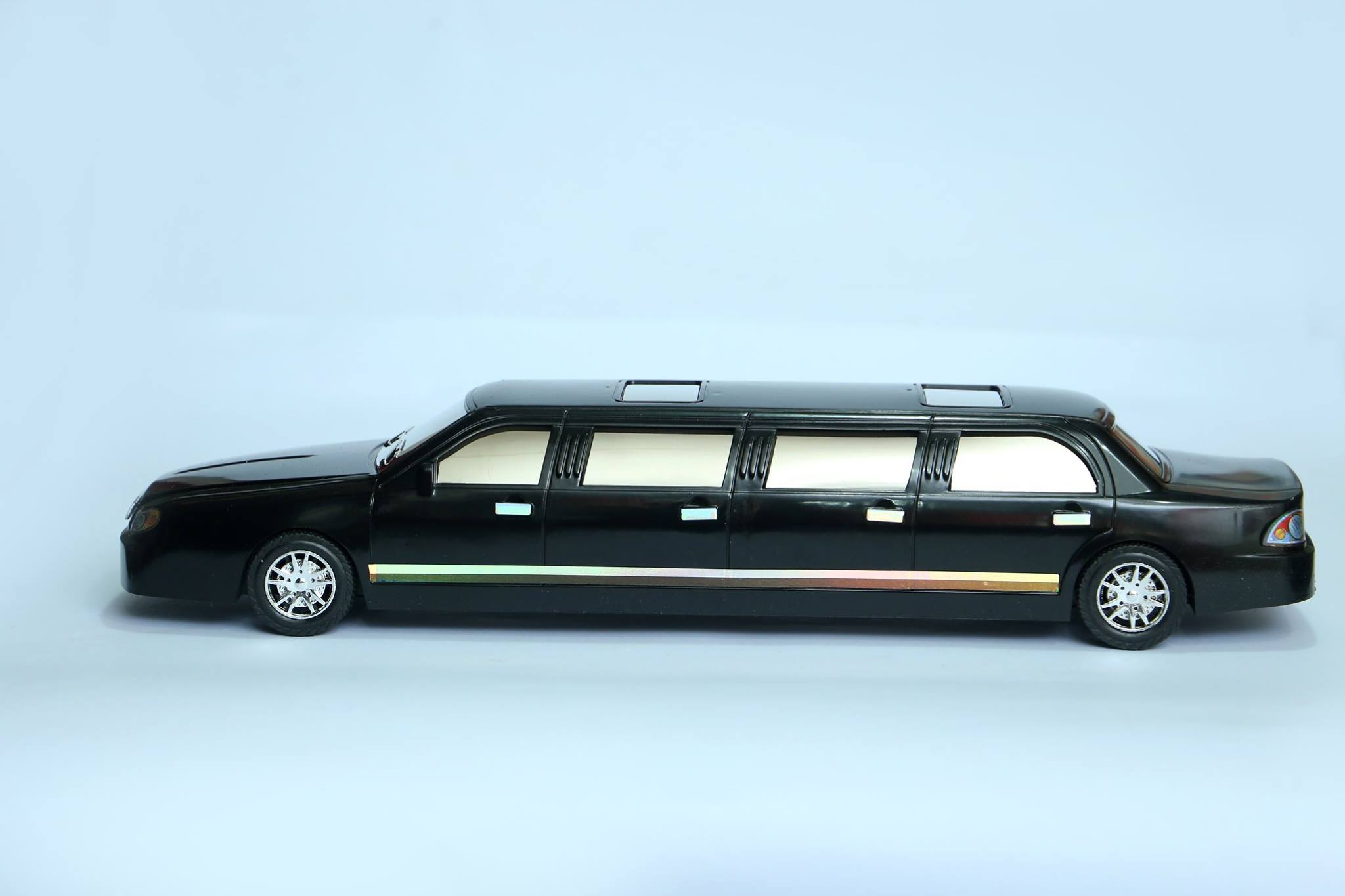 BIG SIZE LIMOUSINE TOY CAR FOR KIDS 18cmCar Size | Daraz.pk