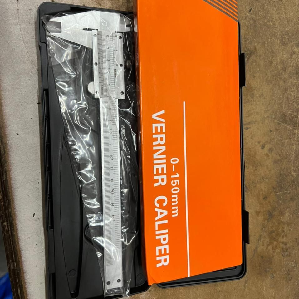 non digital vernier caliper range 0-150mm, same as shown | Daraz.pk