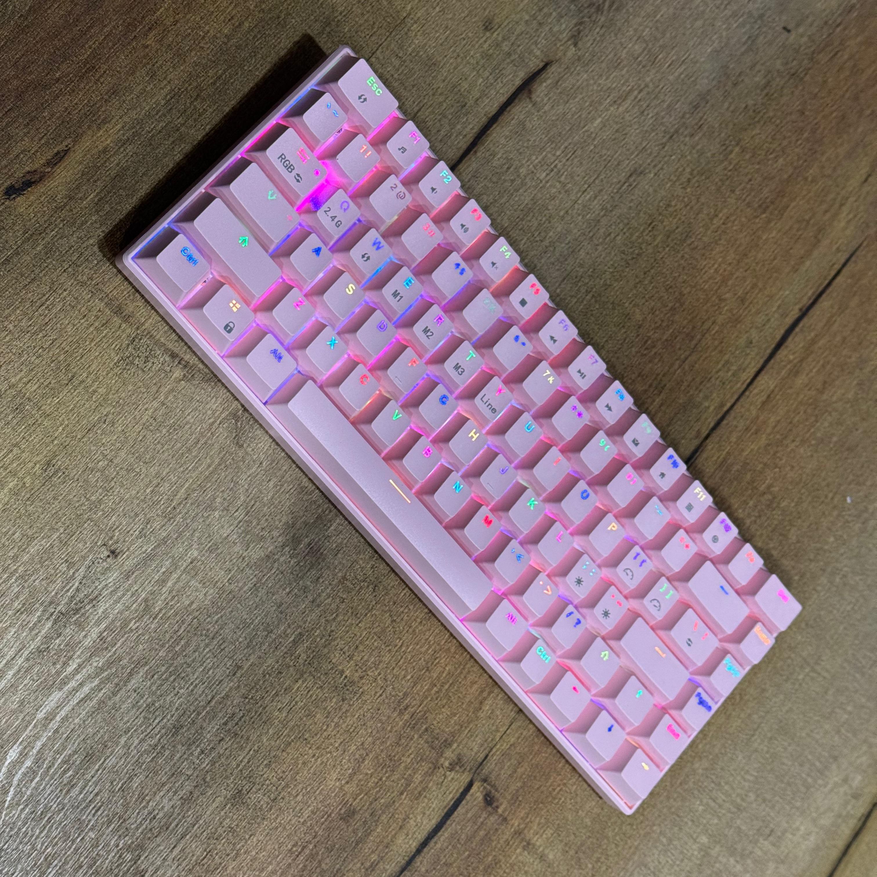 Wireless Gaming Keyboard RED Light keyboard, blue Switch, a versatile ...