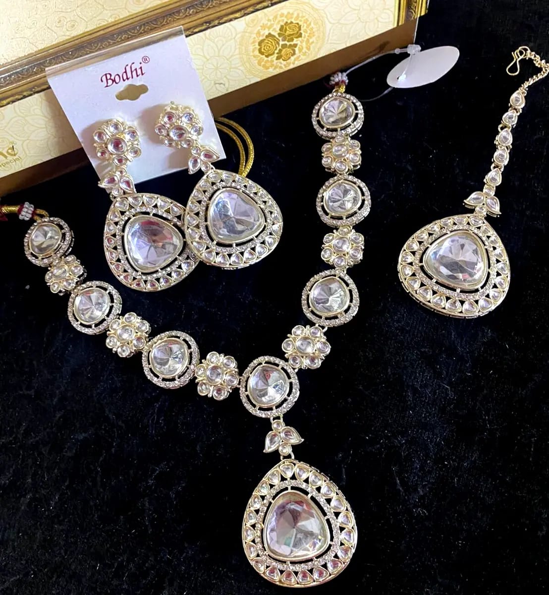 Signature Turkish 1 Karat Gold Necklace set | Daraz.pk