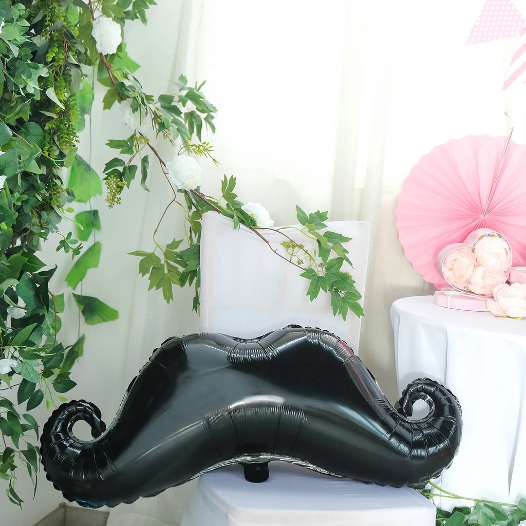 Black & White Happy Birthday Theme Foi Birthday Party, Celebrations and ...