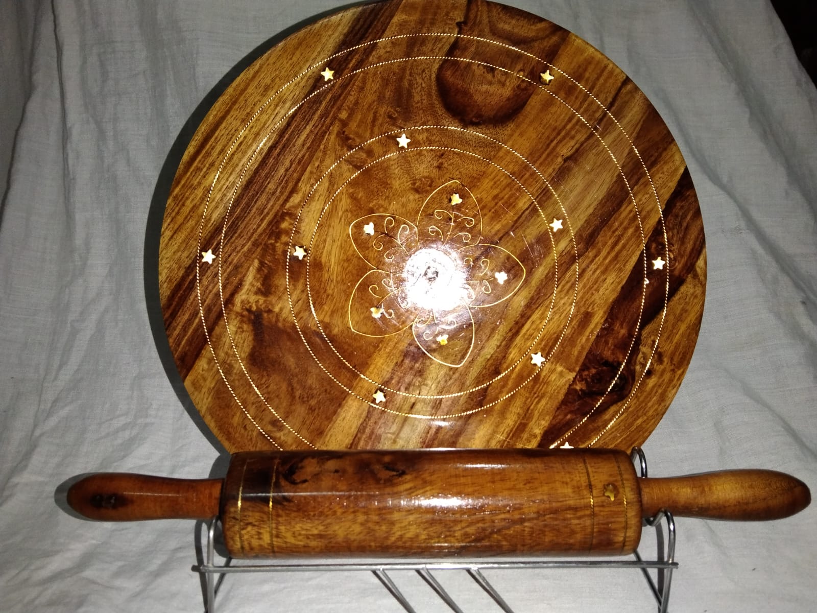 Wooden Chakla , Round Chapati Chakla, Perfect for Making Chappati at ...