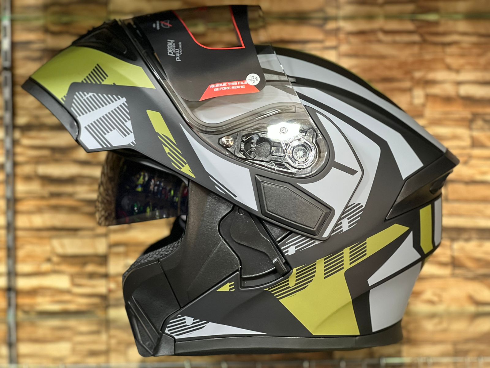 HELMET VECTOR VT-254 FLIPUP - DOUBLE VISOR - DOT APPROVED | Daraz.pk