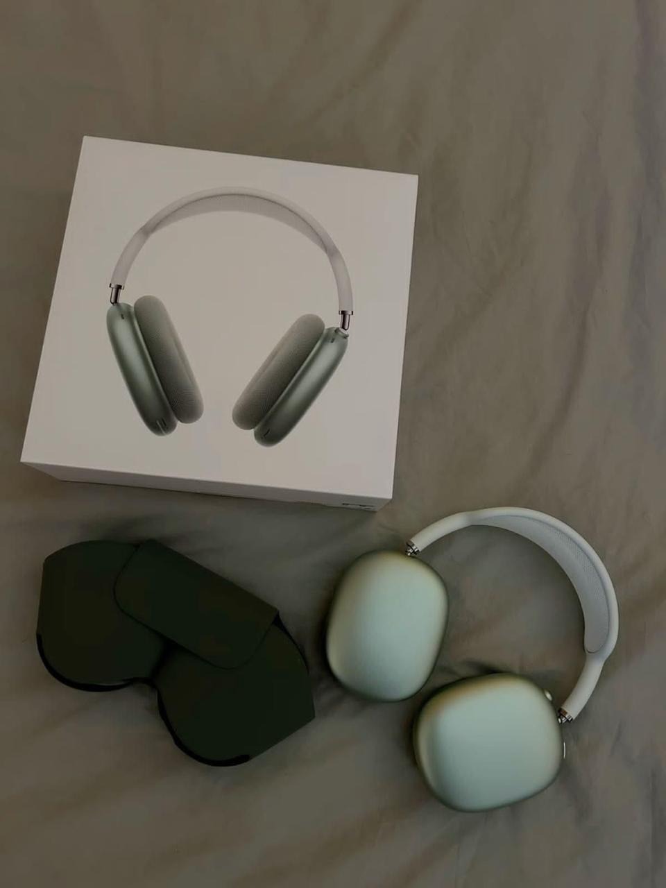 AirPods Max Wireless Bluetooth Headphones with Case Premium Sound, Bass ...
