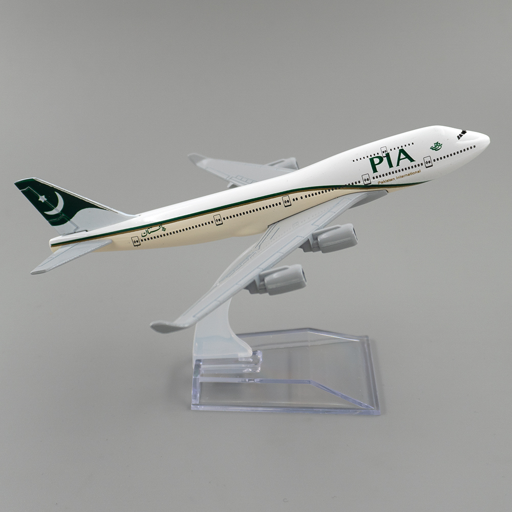 PIA Airplane Model Metal small (16 cm) Airline Model for decoration ...