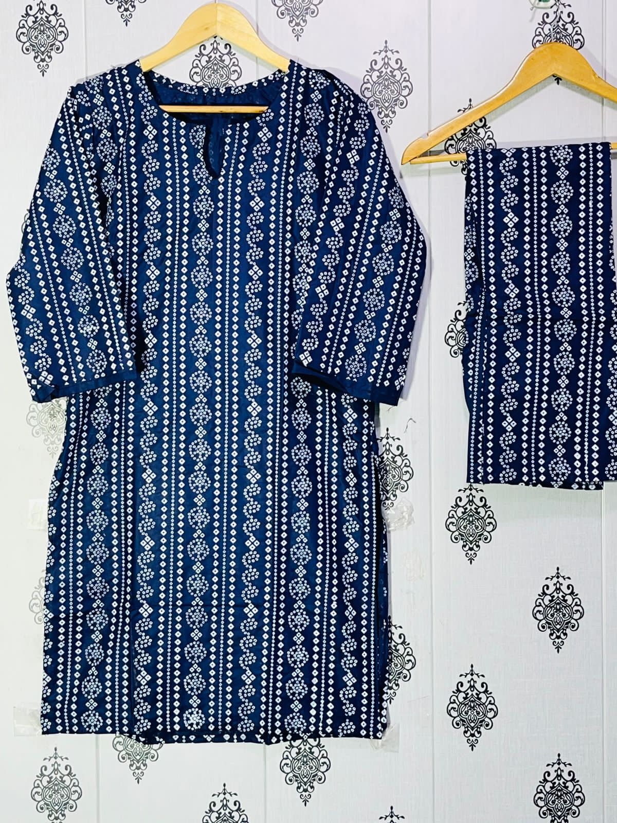 2 Pc Stitched chunri suit for girls, women and ladies ( Mega Collection ) | Daraz.pk