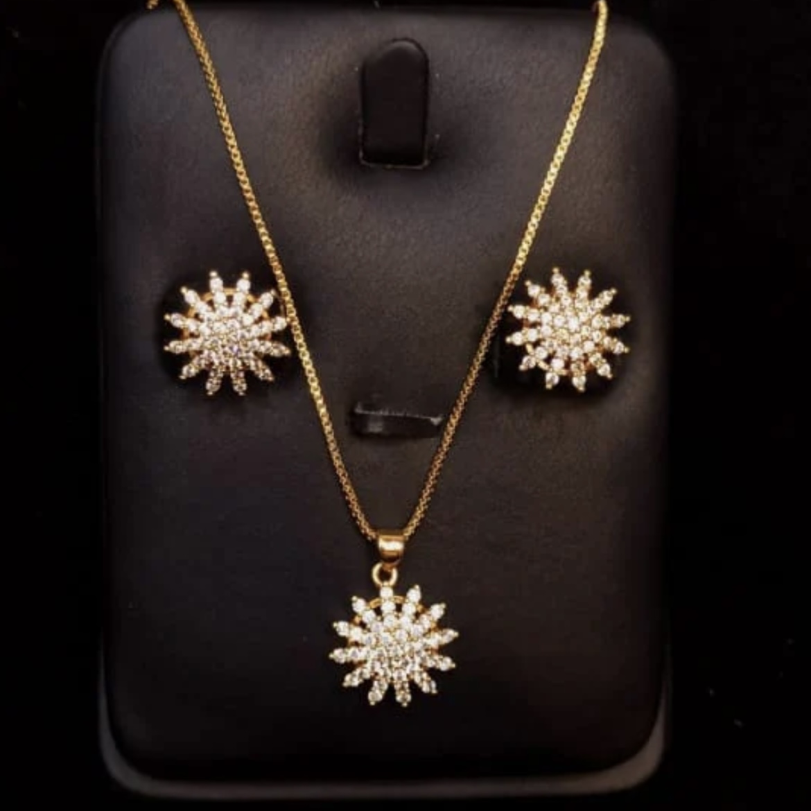 Earring With Loket 1 Carat Loket Set Long Lasting Polish New Design ...