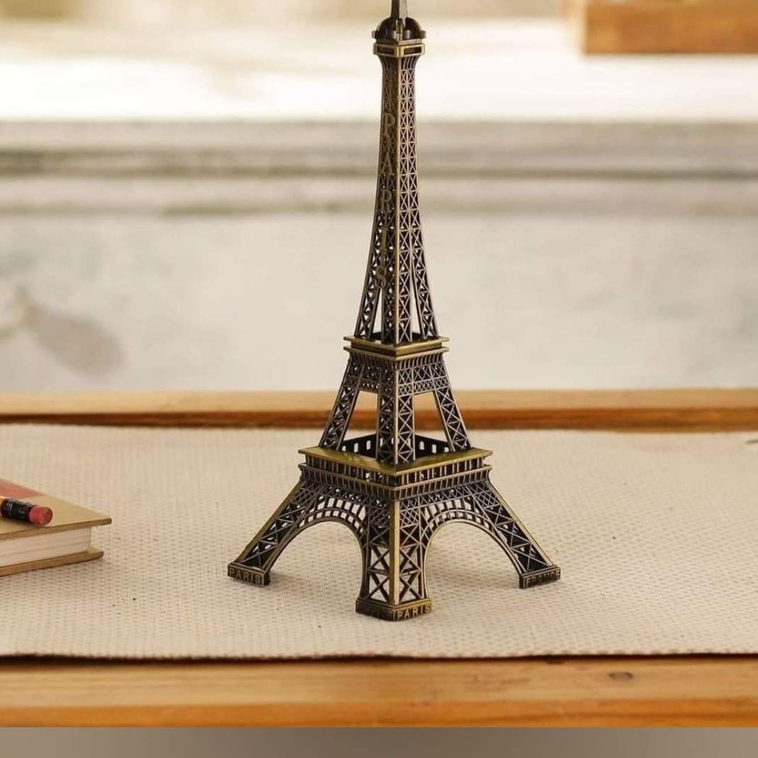 Mini Eiffel Tower Model 6 inch size - Metal | Daraz.pk