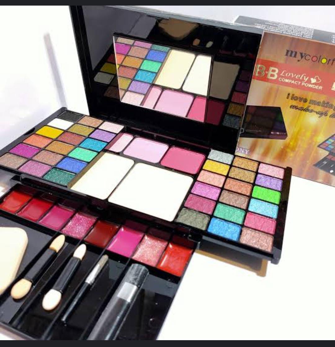 BB lovely Makeup kit 4 in 1 Unique Texture Colors For All Ages Girls ...