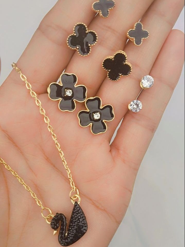 Shop online with ShineWare now! Visit ShineWare on Daraz.