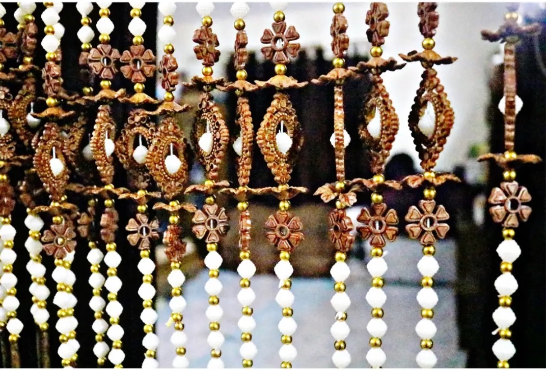 Pack of 10 beautiful String beads curtain-Door Curtain white and brown ...