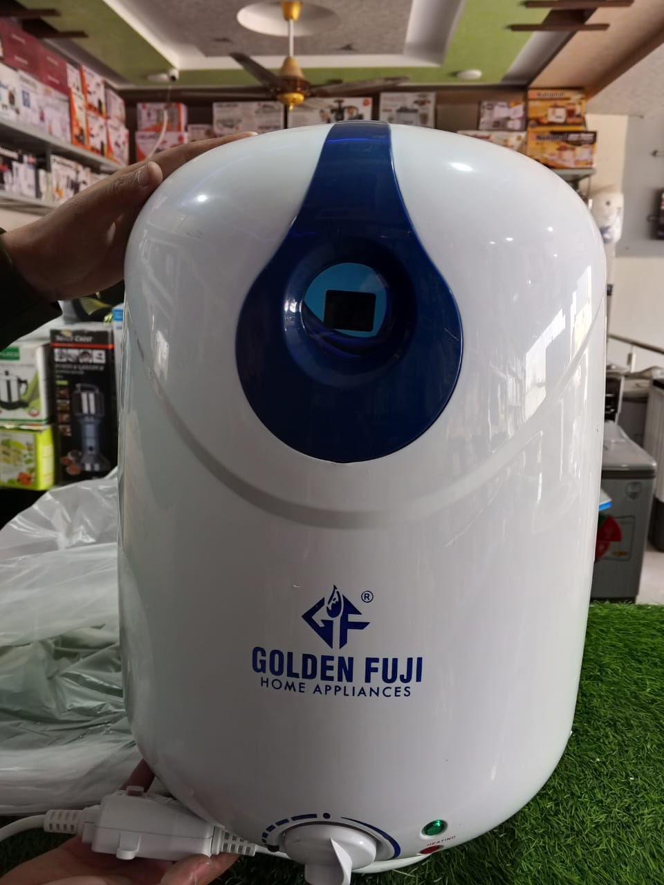 Golden Fuji Electric Water Geyser (15 Liters) | Daraz.pk