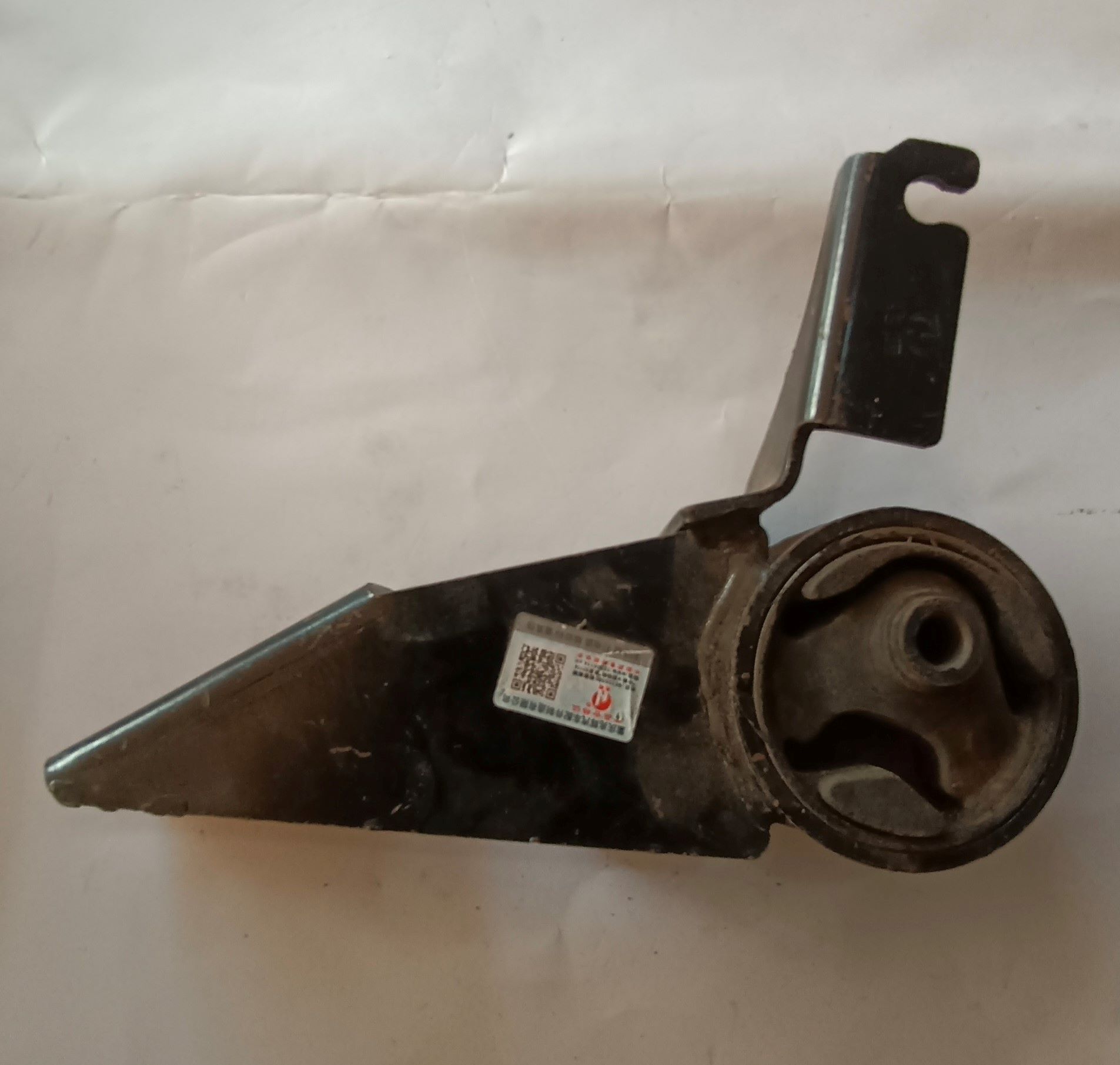 engine mounting faw xpv and carrier | Daraz.pk