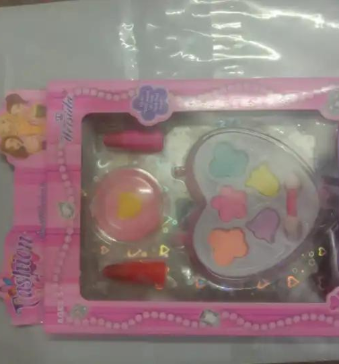 Makeup Kits For Kids Toy Cosmetic Pretend Play Kit For Girl Gift | Daraz.pk