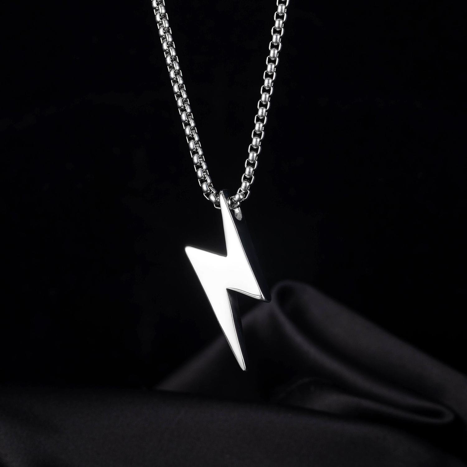 Flash Necklace For Men, Lightning Bolt Chain Necklace for Boys, Men ...