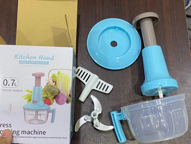 Manual Food Chopper 0.7L, Speedy Chopper with 3 Curved Stainless Steel ...