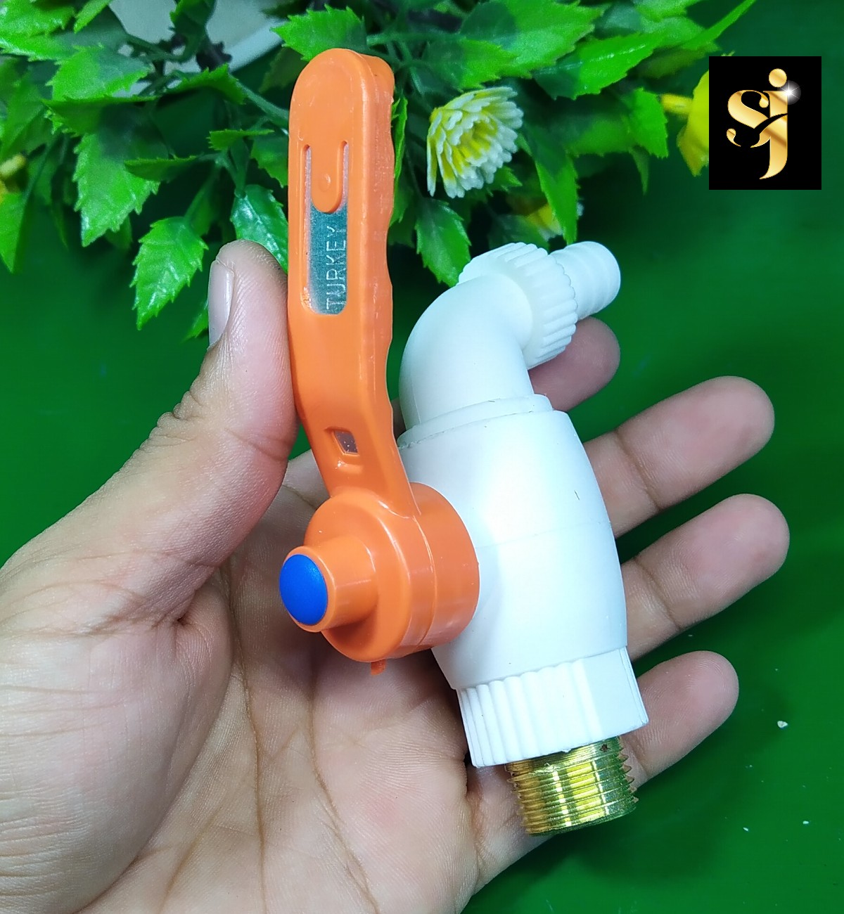 Standard Size Water Tap Sanitary Ware Cold / Warm Water Plastic Coated ...