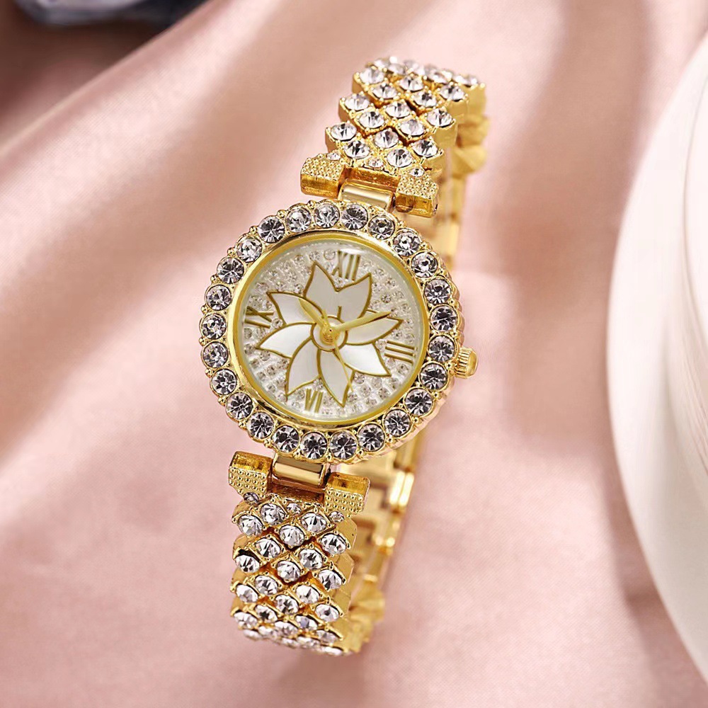 Be the Envy of the Room with this Elegant 6 Piece Luxury Quartz Watch ...