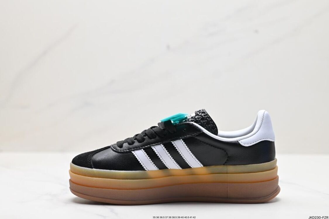 Женская верхняя одежда Adidas Gazelle Bold W antelope muffin на толстой ...