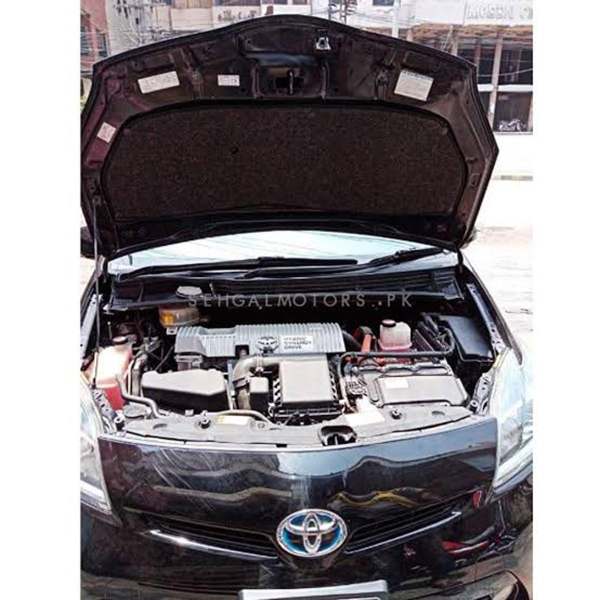 Bonnet Insulator 1.5 mm Sheet free clips Toyota Prius 1300Cc for Sound ...