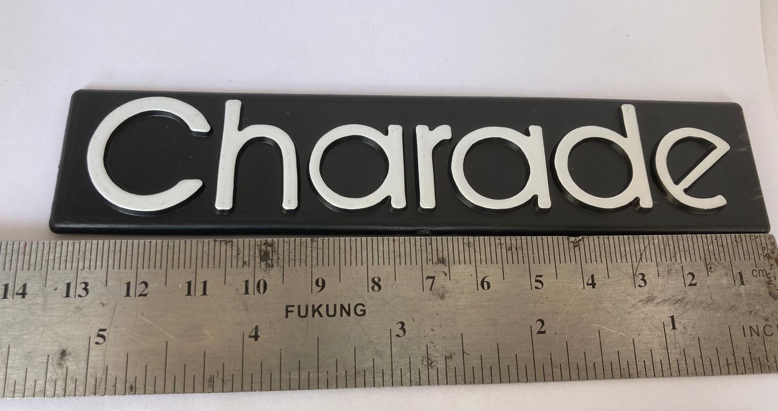 charade Logo emblem universal FOR Daihatsu Charade Cars abs plastic free with double tap and ...