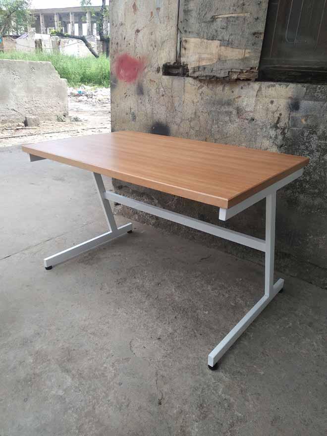 Office Table (Z) 48x30x30" | Daraz.pk