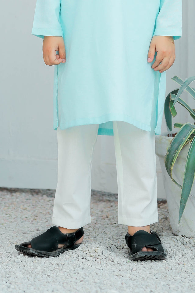 Boys basic trouser | Daraz.pk