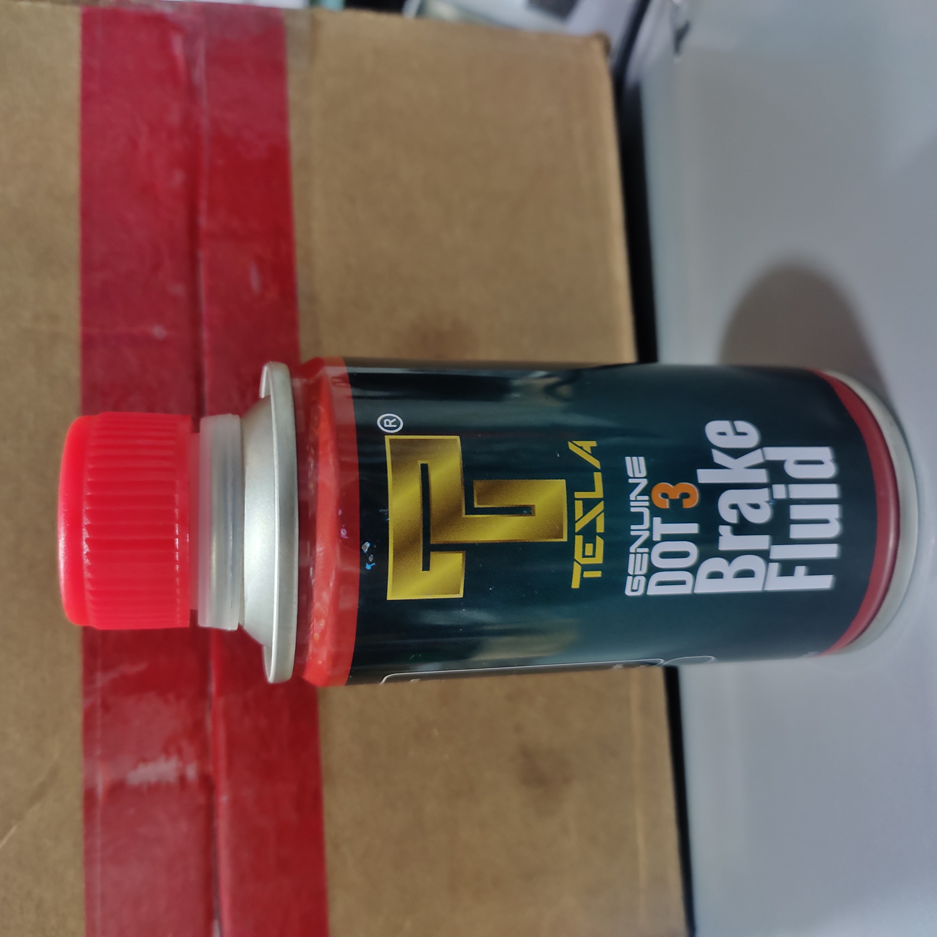 Tesla break oil fluid (DOT 3) 350cc | Daraz.pk