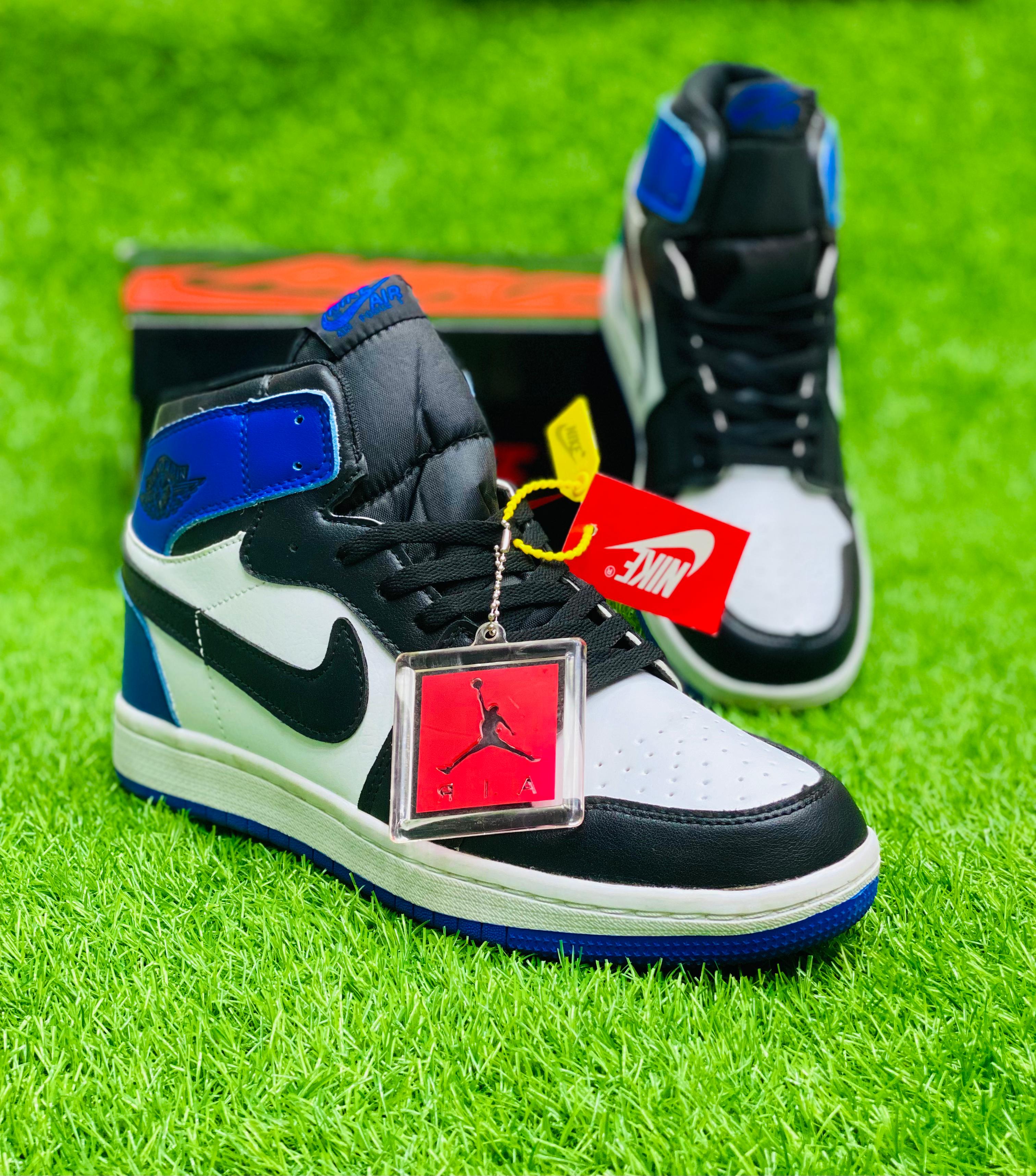 new fashion jorden shoes la | Daraz.pk